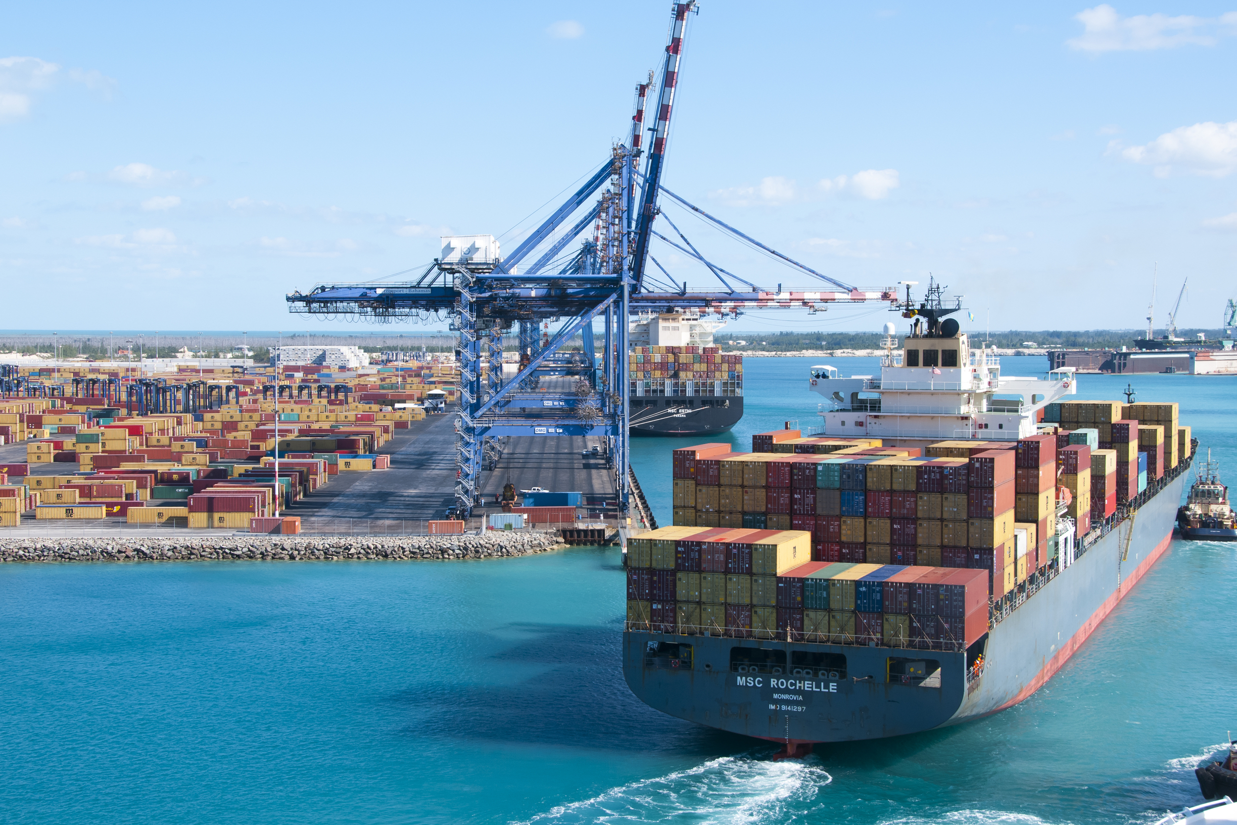 Polskie porty przeładowują coraz więcej towarów. Najlepsze wyniki w ...